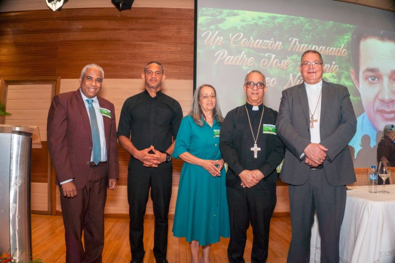 Presentan libro sobre la vida y obra del padre José Antonio Tineo Núñez ...