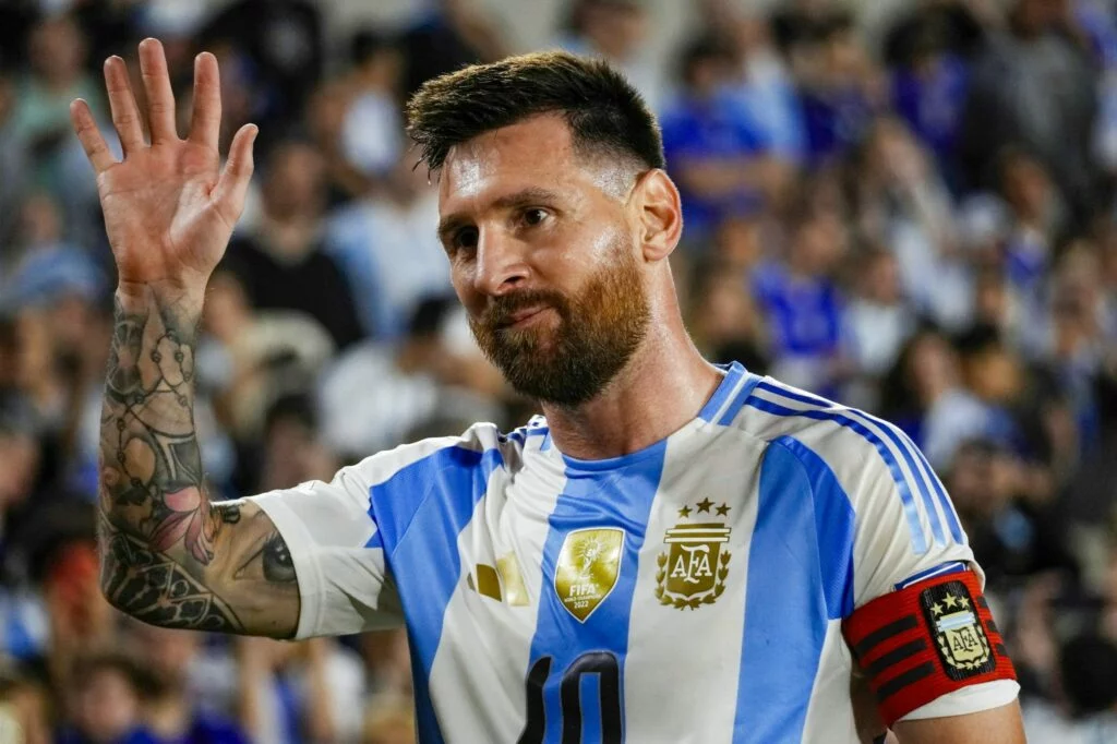 Messi Se Despide Con Doblete En Su último Partido Oficial En Argentina